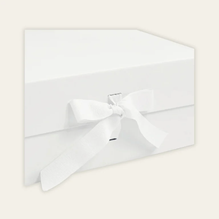 White Medium Rectangle Magnetic Boxes with Changeable Ribbon - Hot ...